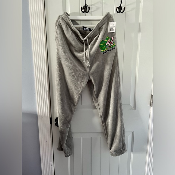 MTV | Intimates & Sleepwear | Nwt Mtv Fleece Pajama Pants Size Extra ...
